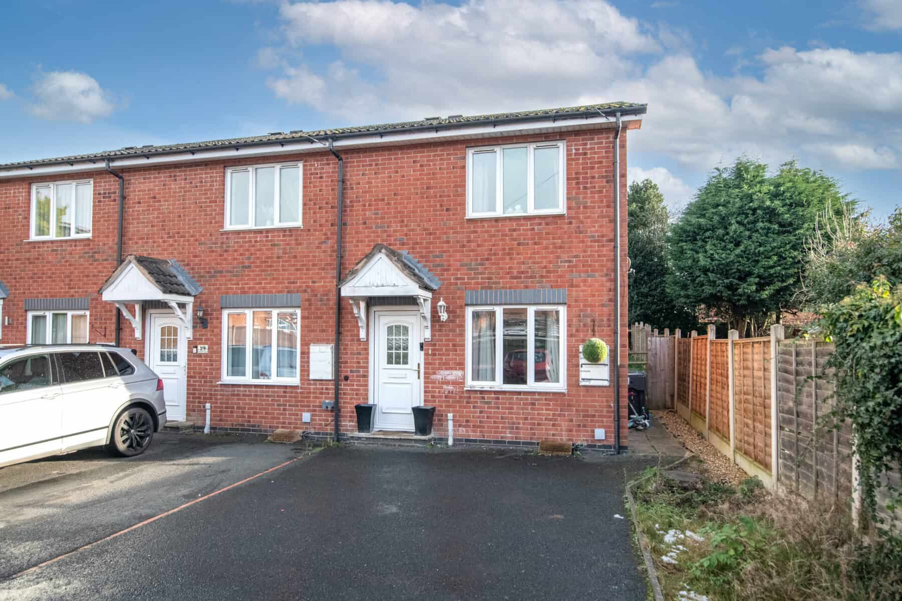 21 Alcester Road Lickey End Bromsgrove B60 1JT - Hansons Estate Agents